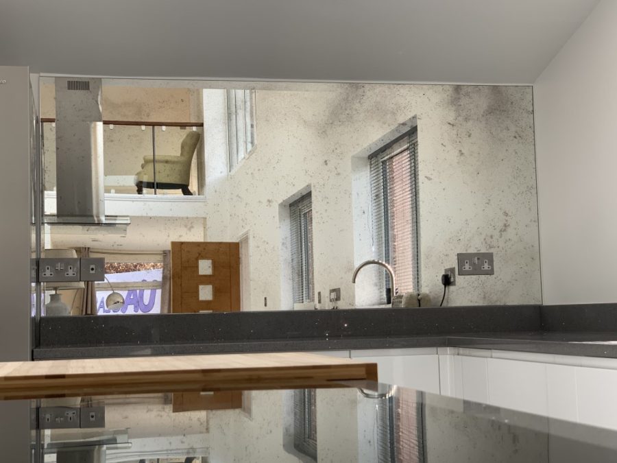 Mirror Glass Splashbacks - Kitchen Design for that Wow Factor